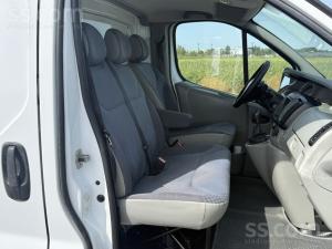 Balts Renault Trafic 2008 Liepāja, ar dzinēja tilpumu 2.00 L un nobraukumu 136 tūkst. km par 5900 €, foto 11 vietnē AUTOMOTO.COM.LV