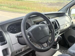 Balts Renault Trafic 2008 Liepāja, ar dzinēja tilpumu 2.00 L un nobraukumu 136 tūkst. km par 5900 €, foto 17 vietnē AUTOMOTO.COM.LV