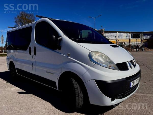 Balts Renault Trafic 2008 Rīga, ar dzinēja tilpumu 2.00 L un nobraukumu 383 tūkst. km par 5000 €, foto 5 vietnē AUTOMOTO.COM.LV