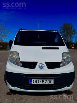 Balts Renault Trafic 2008 Rīga, ar dzinēja tilpumu 2.00 L un nobraukumu 383 tūkst. km par 5000 €, foto 7 vietnē AUTOMOTO.COM.LV