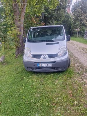 Balts Renault Trafic 2008 Rīga, ar dzinēja tilpumu 2.00 L un nobraukumu 412 tūkst. km par 2500 €, foto 1 vietnē AUTOMOTO.COM.LV