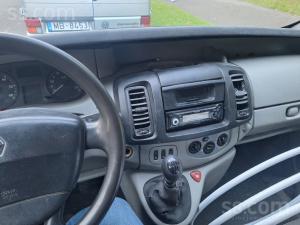 Balts Renault Trafic 2008 Rīga, ar dzinēja tilpumu 2.00 L un nobraukumu 412 tūkst. km par 2500 €, foto 4 vietnē AUTOMOTO.COM.LV