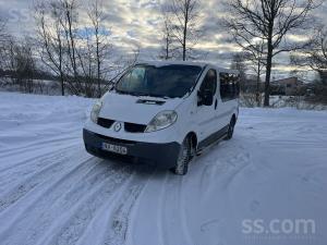 White Renault Trafic 2009 in Liepaja, with an engine capacity of 2.50 L and mileage of 334 thousand km for 7200 €, photo  on AUTOMOTO.COM.LV