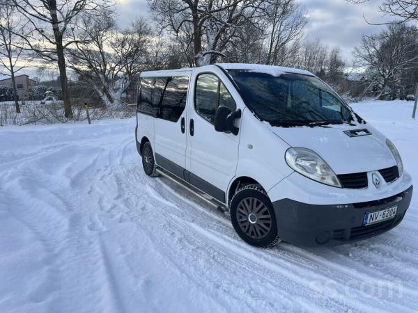 White Renault Trafic 2009 in Liepaja, with an engine capacity of 2.50 L and mileage of 334 thousand km for 7200 €, photo 2 on AUTOMOTO.COM.LV