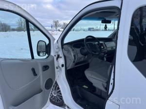 Balts Renault Trafic 2009 Liepāja, ar dzinēja tilpumu 2.50 L un nobraukumu 334 tūkst. km par 7200 €, foto 6 vietnē AUTOMOTO.COM.LV