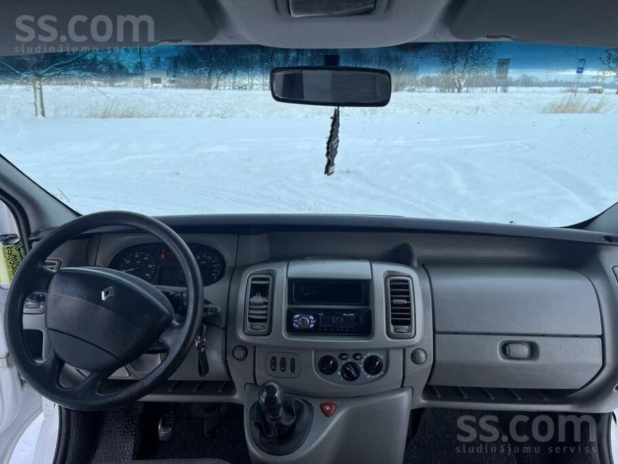 Balts Renault Trafic 2009 Liepāja, ar dzinēja tilpumu 2.50 L un nobraukumu 334 tūkst. km par 7200 €, foto 11 vietnē AUTOMOTO.COM.LV