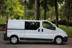 White Renault Trafic 2009 in Marupe, with an engine capacity of 2.00 L and mileage of 130 thousand km for 6450 €, photo 9 on AUTOMOTO.COM.LV