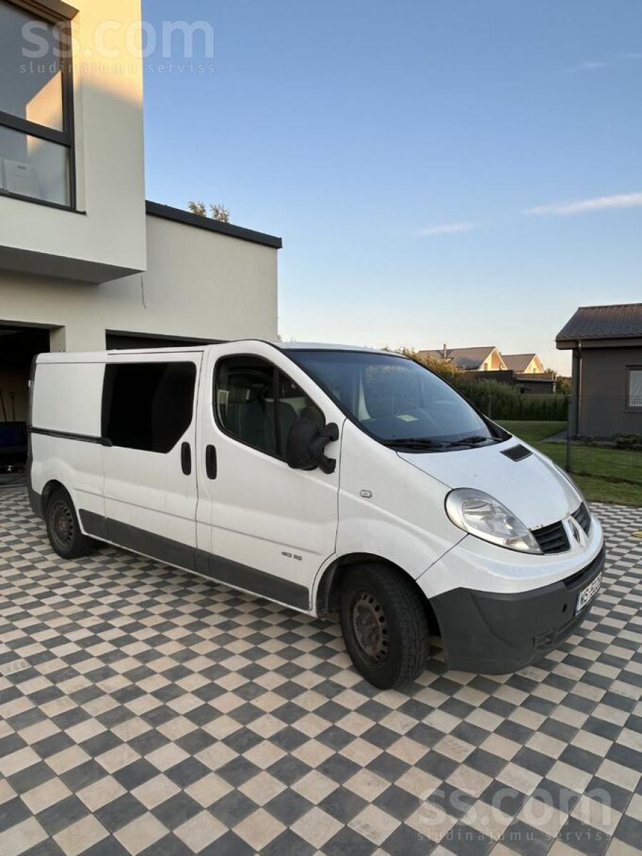 White Renault Trafic 2009 in Riga, with an engine capacity of 1.90 L and mileage of 334 thousand km for 3300 €, photo 1 on AUTOMOTO.COM.LV
