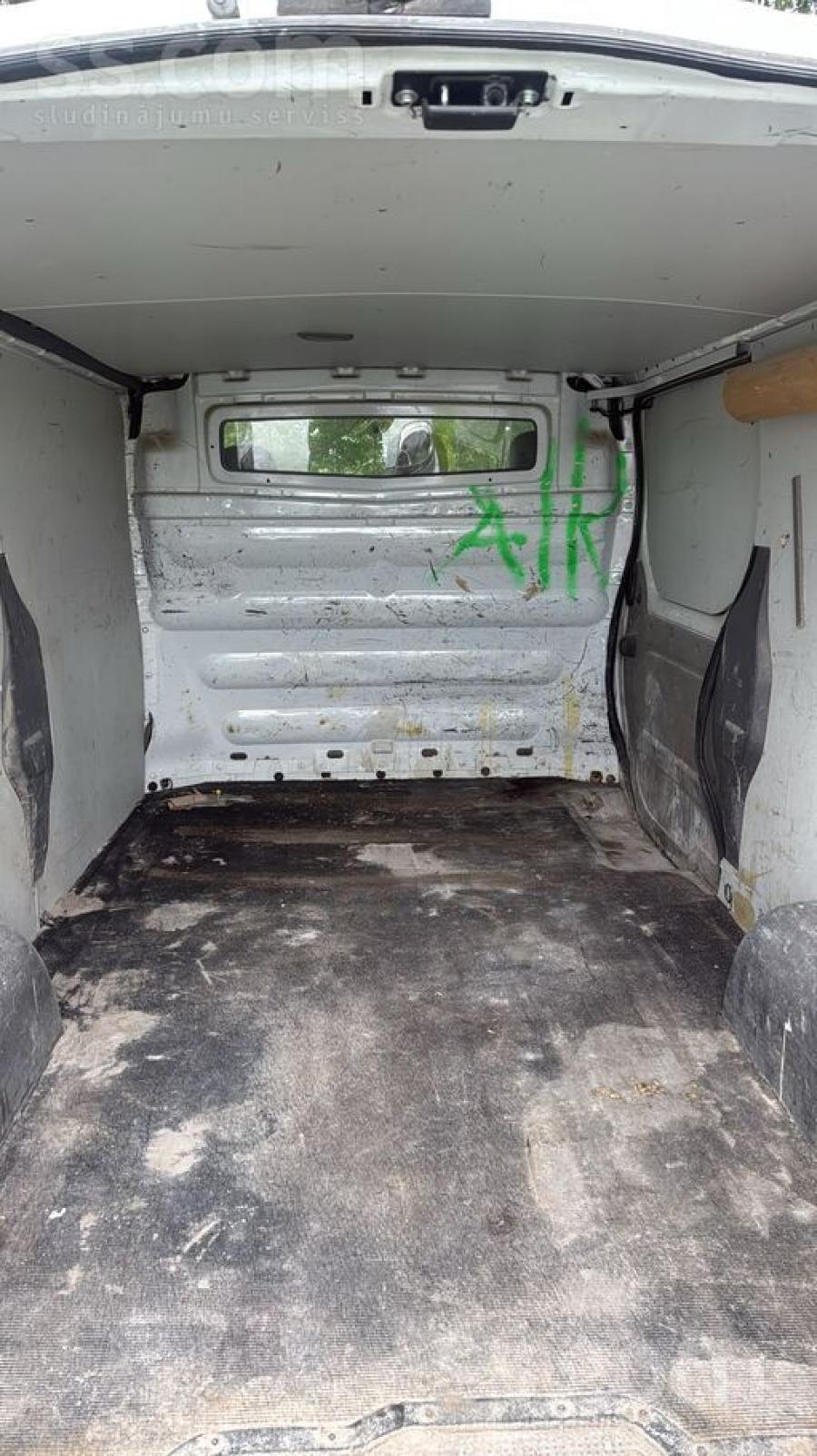 Balts Renault Trafic 2009 Rīga, ar dzinēja tilpumu 2.00 L un nobraukumu 0 tūkst. km par 4150 €, foto 9 vietnē AUTOMOTO.COM.LV