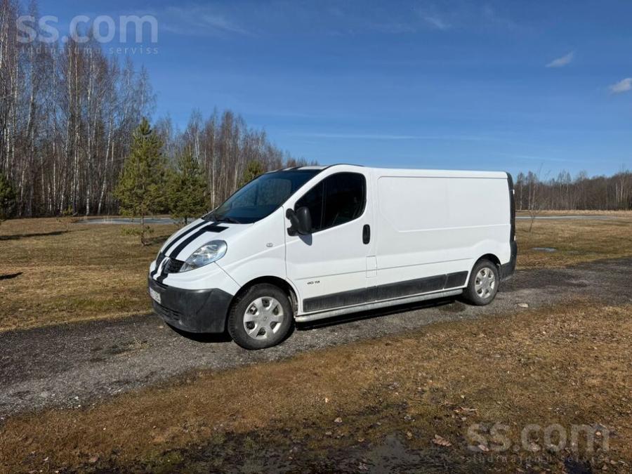 Balts Renault Trafic 2009 Tukums, ar dzinēja tilpumu 2.00 L un nobraukumu 349 tūkst. km par 4550 €, foto 1 vietnē AUTOMOTO.COM.LV