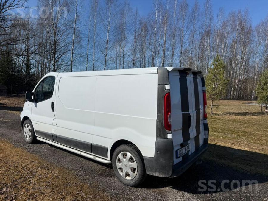 Balts Renault Trafic 2009 Tukums, ar dzinēja tilpumu 2.00 L un nobraukumu 349 tūkst. km par 4550 €, foto 3 vietnē AUTOMOTO.COM.LV