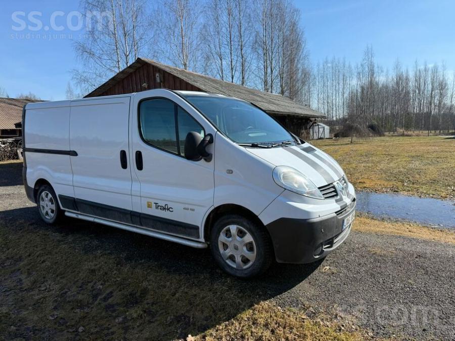 Balts Renault Trafic 2009 Tukums, ar dzinēja tilpumu 2.00 L un nobraukumu 349 tūkst. km par 4550 €, foto 4 vietnē AUTOMOTO.COM.LV