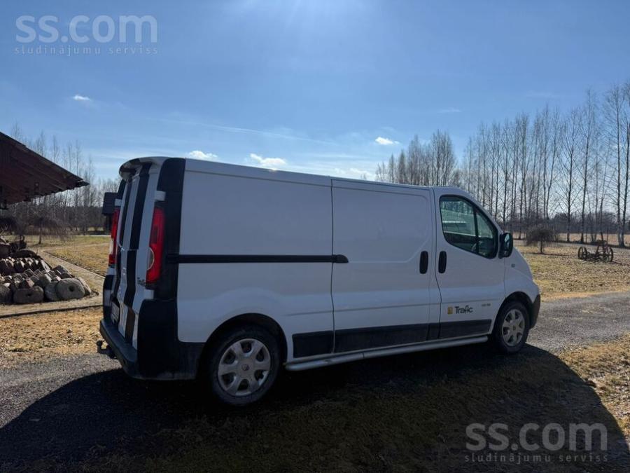Balts Renault Trafic 2009 Tukums, ar dzinēja tilpumu 2.00 L un nobraukumu 349 tūkst. km par 4550 €, foto 5 vietnē AUTOMOTO.COM.LV