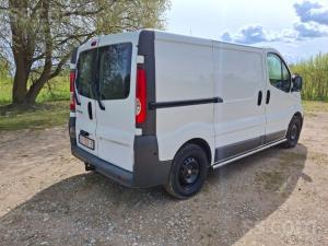 Balts Renault Trafic 2010 Tukums, ar dzinēja tilpumu 2.00 L un nobraukumu 329 tūkst. km par 2990 €, foto 6 vietnē AUTOMOTO.COM.LV