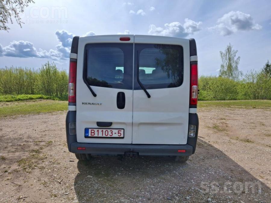 Balts Renault Trafic 2010 Tukums, ar dzinēja tilpumu 2.00 L un nobraukumu 329 tūkst. km par 2990 €, foto 8 vietnē AUTOMOTO.COM.LV