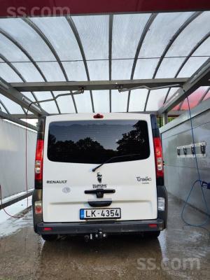 Balts Renault Trafic 2010 Rīga, ar dzinēja tilpumu 2.00 L un nobraukumu 248 tūkst. km par 5000 €, foto 3 vietnē AUTOMOTO.COM.LV
