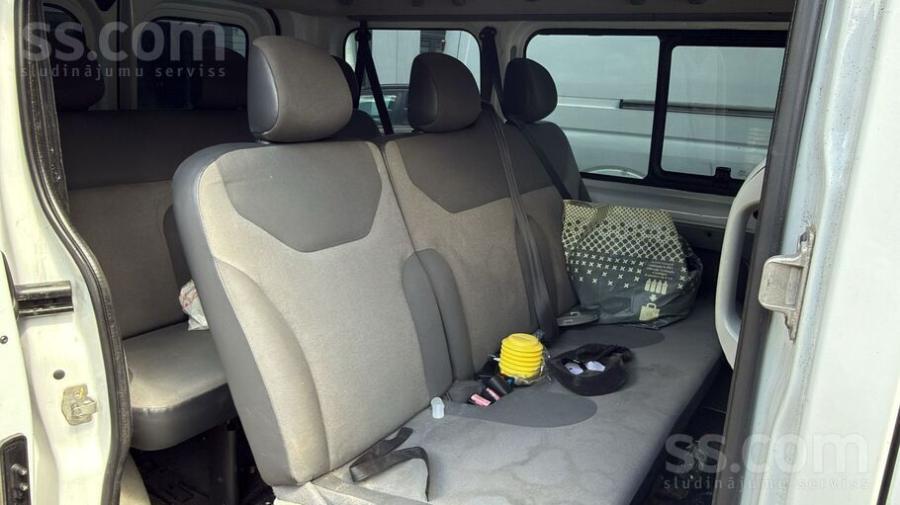 Balts Renault Trafic 2010 Rīga, ar dzinēja tilpumu 2.00 L un nobraukumu 246 tūkst. km par 4000 €, foto 1 vietnē AUTOMOTO.COM.LV