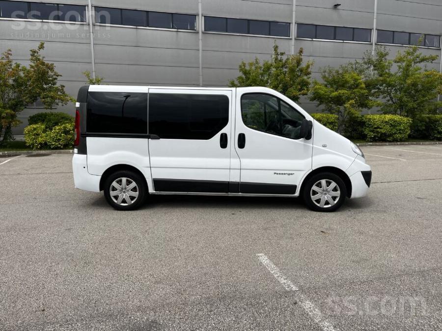 Balts Renault Trafic 2010 Rīga, ar dzinēja tilpumu 2.00 L un nobraukumu 246 tūkst. km par 5990 €, foto 6 vietnē AUTOMOTO.COM.LV