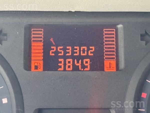 Рено Трафик 2010 в Рига на AUTOMOTO.COM.LV Белый Рено Трафик 2010 в Рига, объемом двигателя 2.00 л и пробегом 253 тыс. км за 4499 €, фото 10 на AUTOMOTO.COM.LV