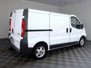 Balts Renault Trafic 2011 Tallina, ar dzinēja tilpumu 2.00 L un nobraukumu 311 tūkst. km par 3399 €, foto 4 vietnē AUTOMOTO.COM.LV