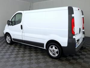 Balts Renault Trafic 2011 Tallina, ar dzinēja tilpumu 2.00 L un nobraukumu 311 tūkst. km par 3399 €, foto 5 vietnē AUTOMOTO.COM.LV