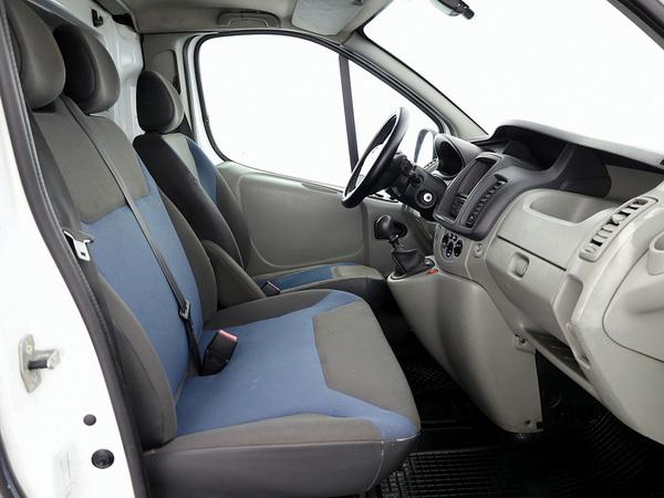 Balts Renault Trafic 2011 Tallina, ar dzinēja tilpumu 2.00 L un nobraukumu 311 tūkst. km par 3399 €, foto 6 vietnē AUTOMOTO.COM.LV