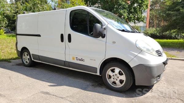 Balts Renault Trafic 2011 Rīga, ar dzinēja tilpumu 2.00 L un nobraukumu 268 tūkst. km par 6000 €, foto 2 vietnē AUTOMOTO.COM.LV
