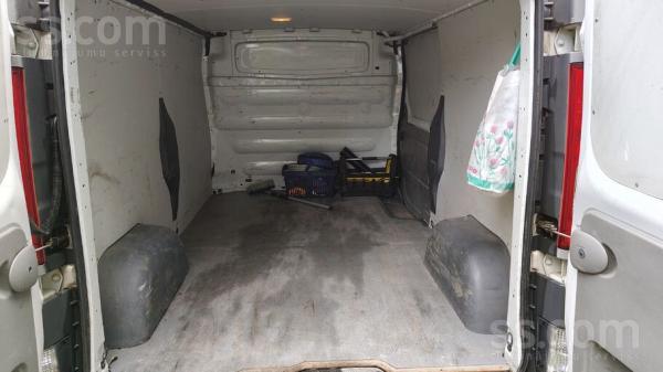 Balts Renault Trafic 2011 Rīga, ar dzinēja tilpumu 2.00 L un nobraukumu 268 tūkst. km par 6000 €, foto 6 vietnē AUTOMOTO.COM.LV