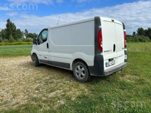 White Renault Trafic 2011 in Ogre, with an engine capacity of 2.00 L and mileage of 230 thousand km for 3950 €, photo 6 on AUTOMOTO.COM.LV