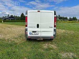 White Renault Trafic 2011 in Ogre, with an engine capacity of 2.00 L and mileage of 230 thousand km for 3950 €, photo 9 on AUTOMOTO.COM.LV