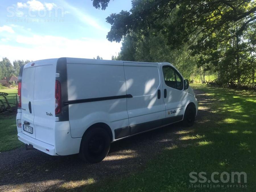 White Renault Trafic 2011 in Riga, with an engine capacity of 2.00 L and mileage of 0 thousand km for 5150 €, photo 4 on AUTOMOTO.COM.LV