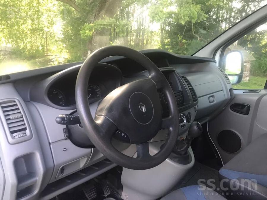 White Renault Trafic 2011 in Riga, with an engine capacity of 2.00 L and mileage of 0 thousand km for 5150 €, photo 6 on AUTOMOTO.COM.LV