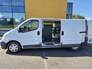 Balts Renault Trafic 2011 Rīga, ar dzinēja tilpumu 2.00 L un nobraukumu 268 tūkst. km par 6550 €, foto  vietnē AUTOMOTO.COM.LV