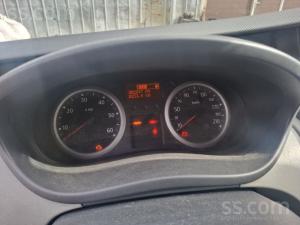 Белый Рено Трафик 2011 в Резекне, объемом двигателя 2.00 л и пробегом 202 тыс. км за 6900 €, фото 7 на AUTOMOTO.COM.LV