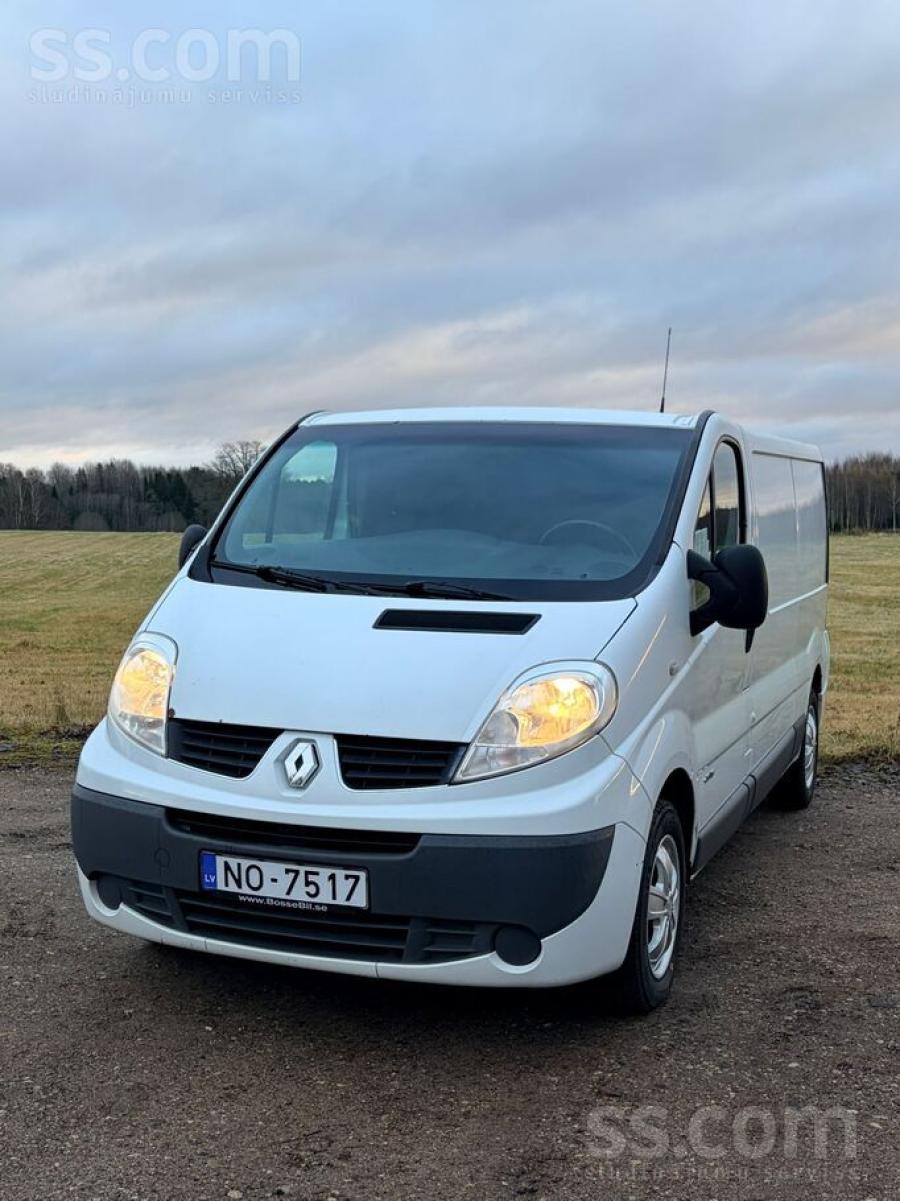 Balts Renault Trafic 2012 Talsi, ar dzinēja tilpumu 2.00 L un nobraukumu 294 tūkst. km par 4200 €, foto 1 vietnē AUTOMOTO.COM.LV