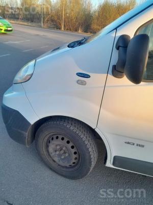 Balts Renault Trafic 2012 Daugavpils, ar dzinēja tilpumu 2.00 L un nobraukumu 139 tūkst. km par 5600 €, foto 7 vietnē AUTOMOTO.COM.LV