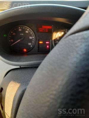 Balts Renault Trafic 2012 Daugavpils, ar dzinēja tilpumu 2.00 L un nobraukumu 139 tūkst. km par 5600 €, foto 13 vietnē AUTOMOTO.COM.LV