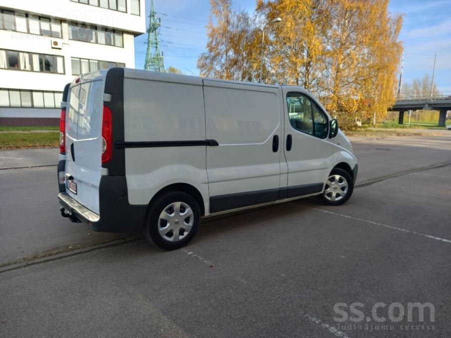 White Renault Trafic 2012 in Riga, with an engine capacity of 2.00 L and mileage of 0 thousand km for 6000 €, photo 3 on AUTOMOTO.COM.LV