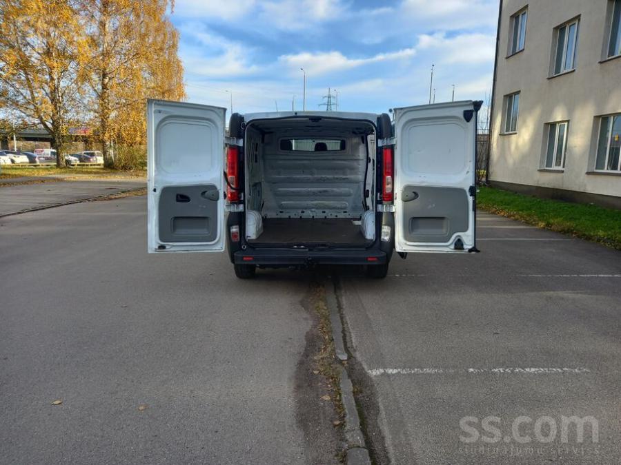 White Renault Trafic 2012 in Riga, with an engine capacity of 2.00 L and mileage of 0 thousand km for 6000 €, photo 11 on AUTOMOTO.COM.LV