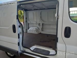 White Renault Trafic 2012 in Riga, with an engine capacity of 2.00 L and mileage of 0 thousand km for 6000 €, photo 12 on AUTOMOTO.COM.LV