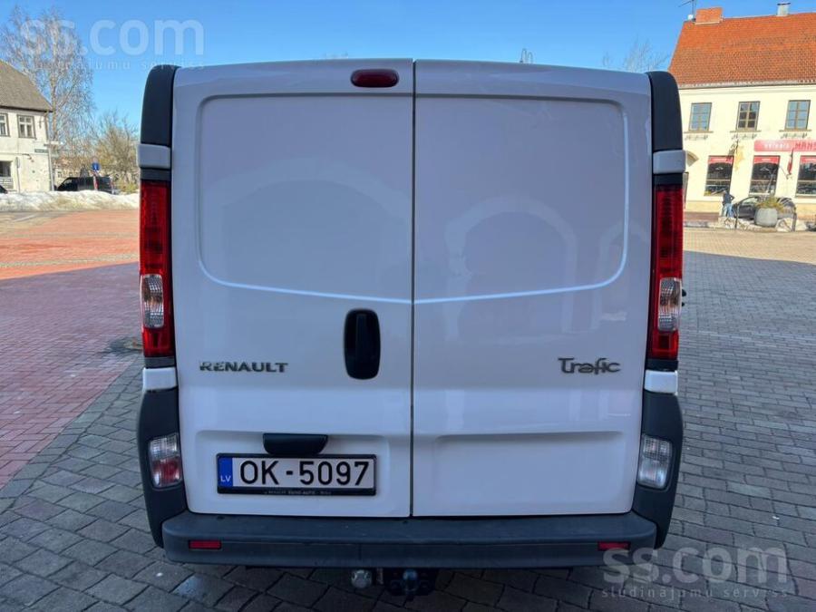 Balts Renault Trafic 2012 Bauska, ar dzinēja tilpumu 2.00 L un nobraukumu 0 tūkst. km par 3990 €, foto 5 vietnē AUTOMOTO.COM.LV