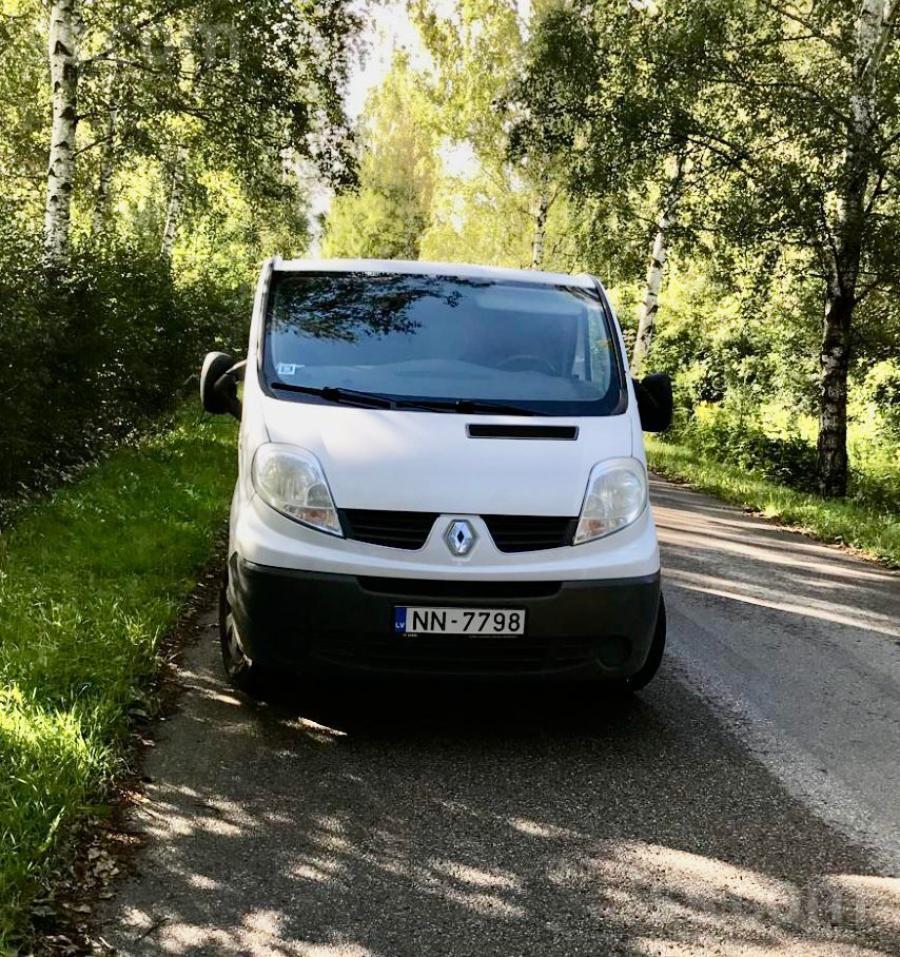 Balts Renault Trafic 2012 Rīga, ar dzinēja tilpumu 2.00 L un nobraukumu 208 tūkst. km par 7185 €, foto 4 vietnē AUTOMOTO.COM.LV
