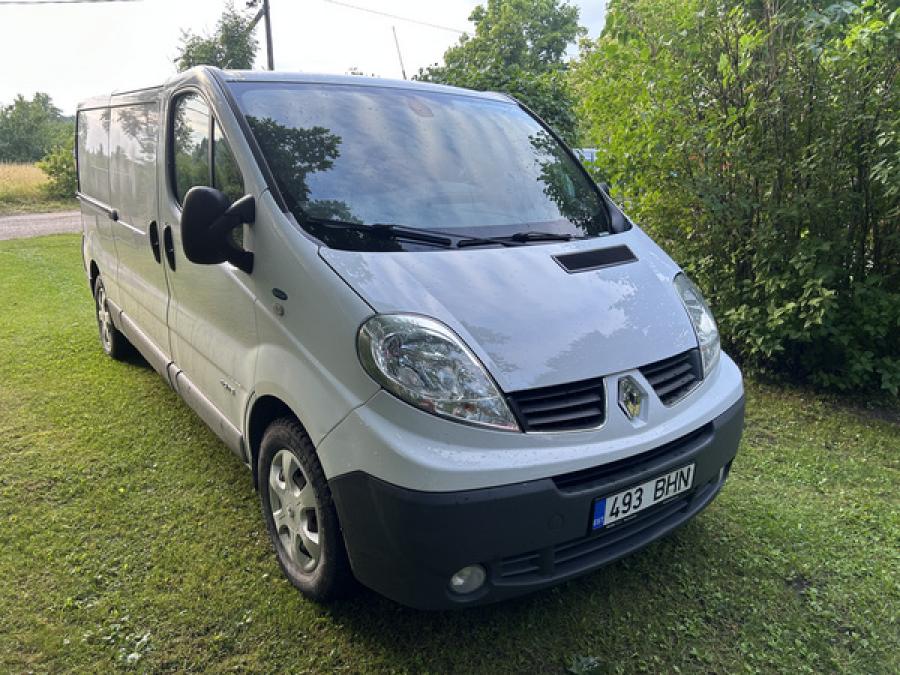 Balts Renault Trafic 2012 Pērnava, ar dzinēja tilpumu 2.00 L un nobraukumu 272 tūkst. km par 5200 €, foto 1 vietnē AUTOMOTO.COM.LV