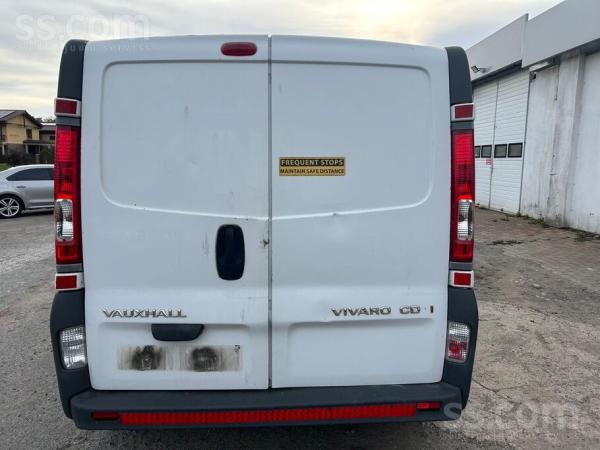 White Renault Trafic 2012 in Ventspils, with an engine capacity of 2.00 L and mileage of 172 thousand km for 1500 €, photo 3 on AUTOMOTO.COM.LV