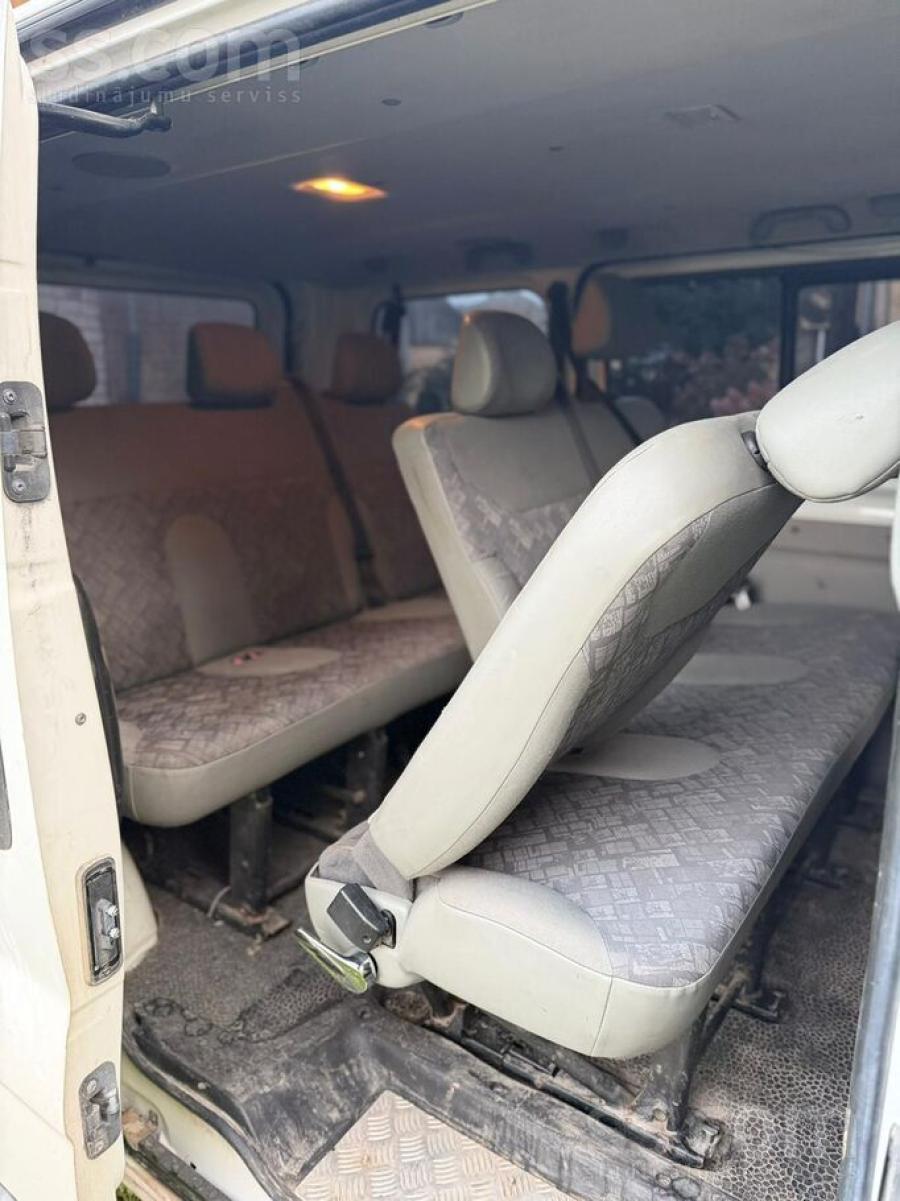 Balts Renault Trafic 2012 Valka, ar dzinēja tilpumu 2.00 L un nobraukumu 266 tūkst. km par 6100 €, foto 9 vietnē AUTOMOTO.COM.LV