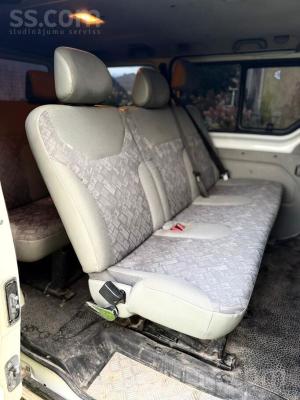 Balts Renault Trafic 2012 Valka, ar dzinēja tilpumu 2.00 L un nobraukumu 266 tūkst. km par 6100 €, foto 10 vietnē AUTOMOTO.COM.LV