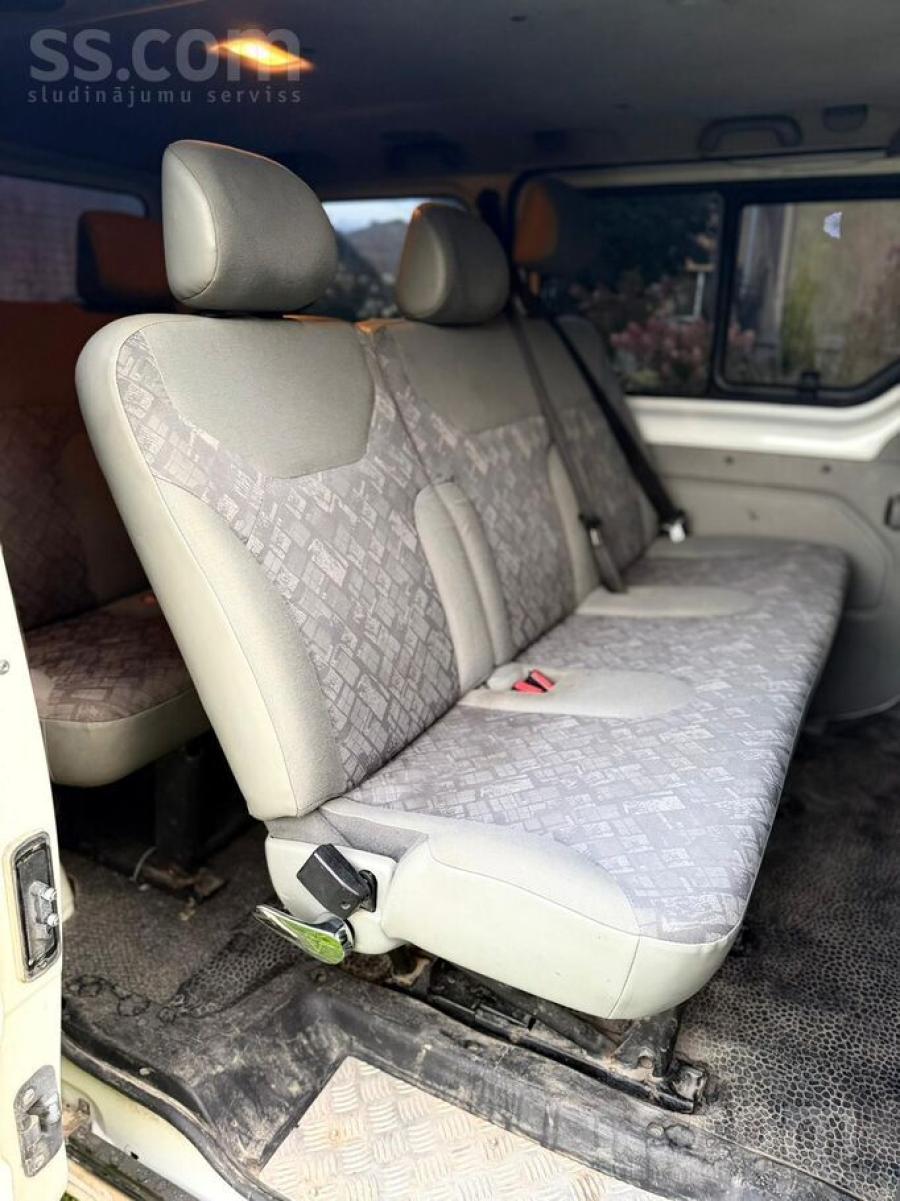 Balts Renault Trafic 2012 Valka, ar dzinēja tilpumu 2.00 L un nobraukumu 266 tūkst. km par 6100 €, foto 10 vietnē AUTOMOTO.COM.LV