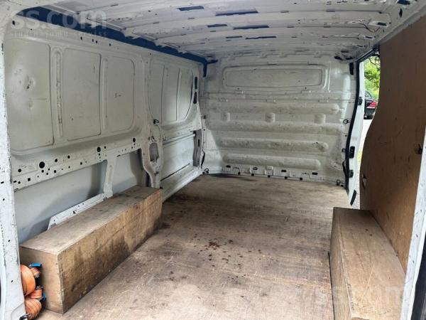 Balts Renault Trafic 2013 Rīga, ar dzinēja tilpumu 2.00 L un nobraukumu 412 tūkst. km par 4500 €, foto 8 vietnē AUTOMOTO.COM.LV