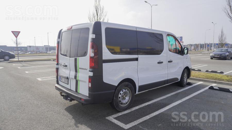 Balts Renault Trafic 2014 Rīga, ar dzinēja tilpumu 1.60 L un nobraukumu 334 tūkst. km par 8600 €, foto 4 vietnē AUTOMOTO.COM.LV