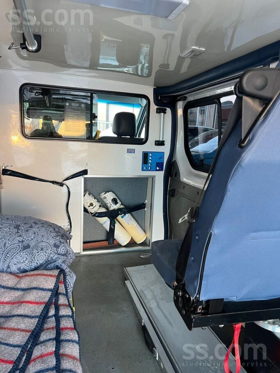 Balts Renault Trafic 2014 Rīga, ar dzinēja tilpumu 2.00 L un nobraukumu 0 tūkst. km par 6100 €, foto 9 vietnē AUTOMOTO.COM.LV